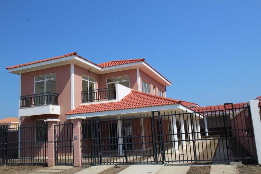 CONDOMÍNIO GINGUENGA – PRUMO